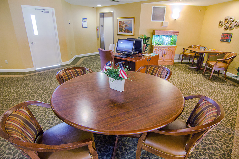 Brookdale Lake Tavares | Assisted Living in Central Florida