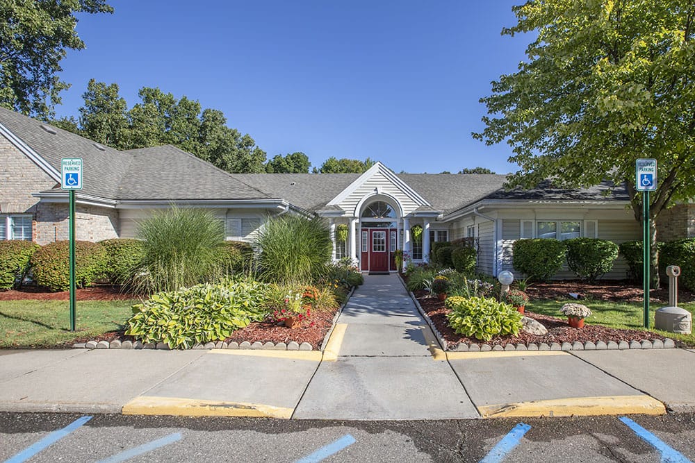 Brookdale Utica | Assisted Living and Memory Care in Utica, MI