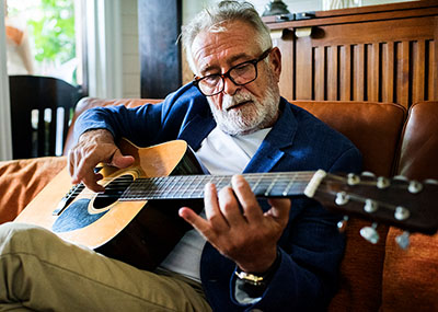 Why Senior Living Is Great for Introverts | Brookdale