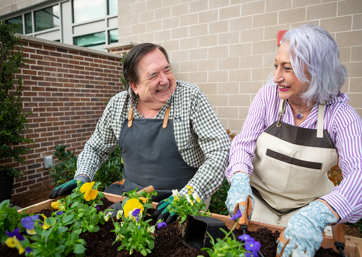 Outdoor Adventures for Seniors | Brookdale Senior Living