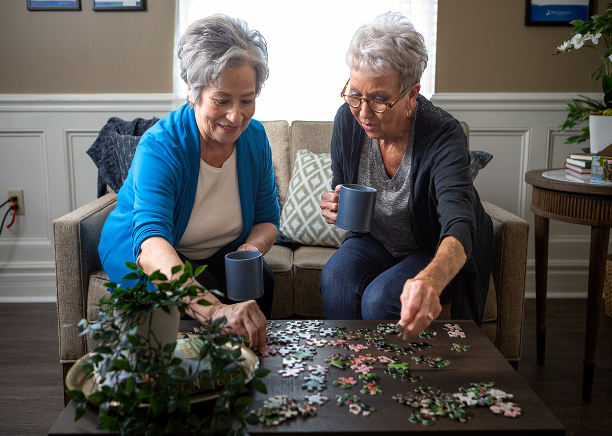 How to Rekindle Old Friendships | Brookdale Senior Living