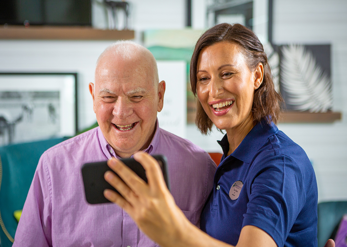 Seniors' Guide to Instagram | Brookdale Senior Living